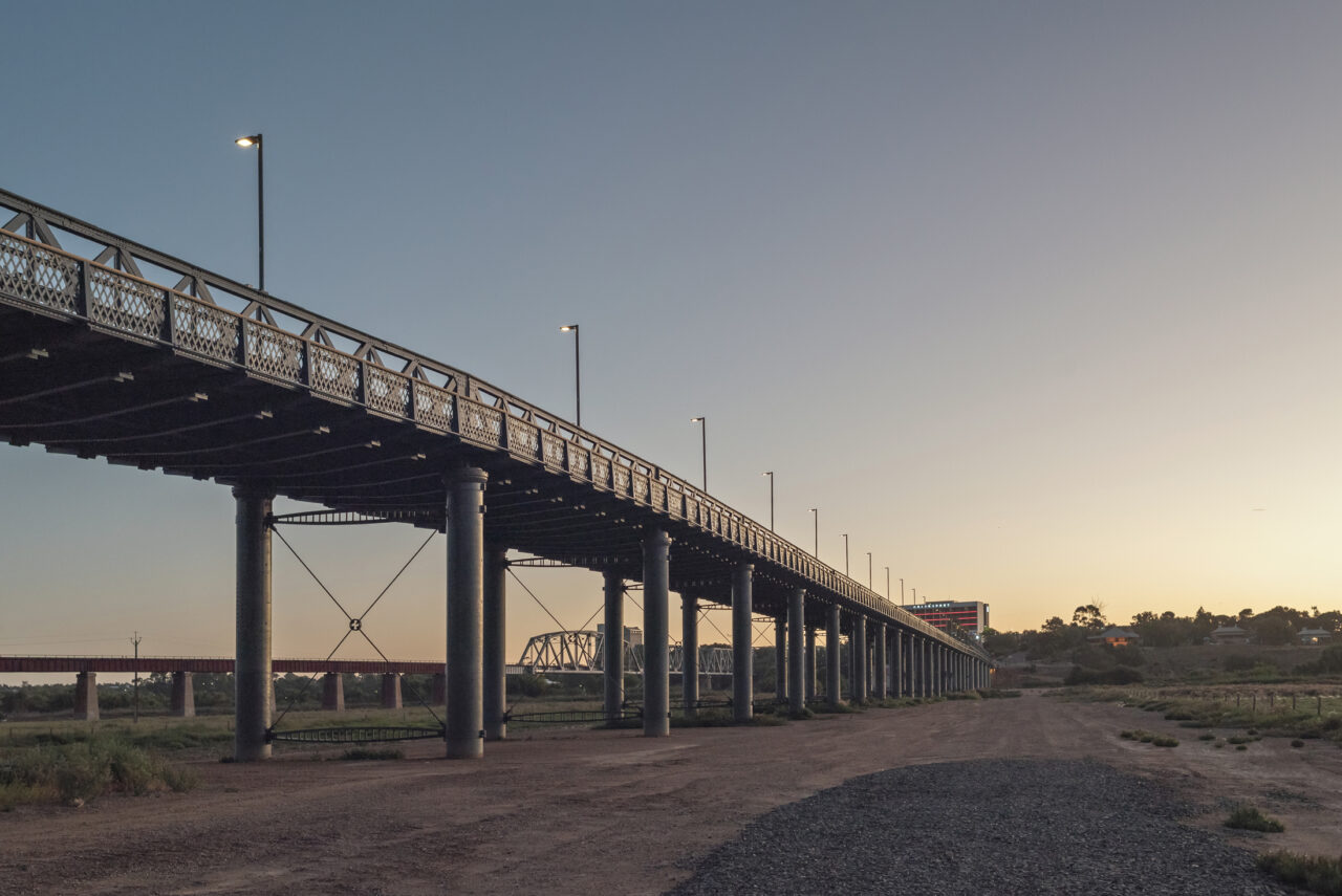 Old Murray Bridge - WE-EF Live